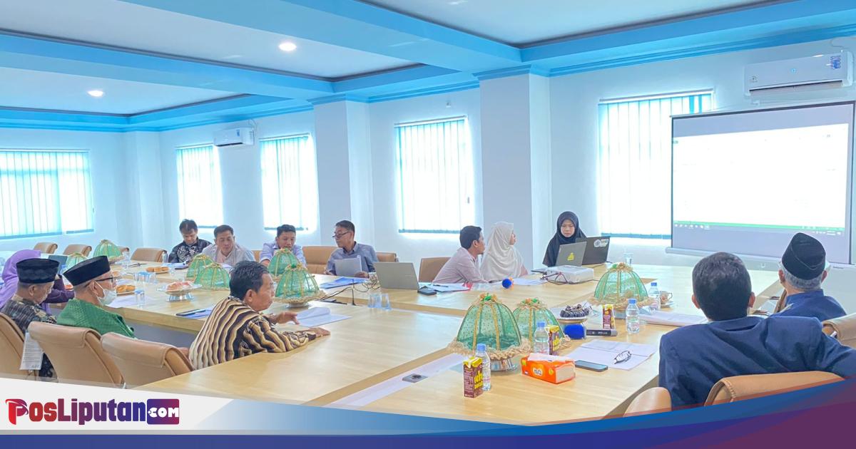 Pimpinan dan BPH UIAD Sinjai Gelar Rapat Pembahasan RAPB T.A 2023/2024 ...